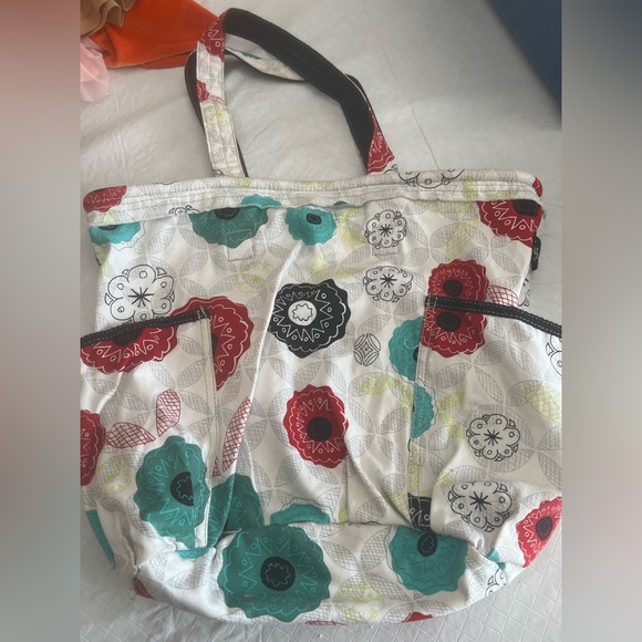 thirty-one | Bags | Thirtyone Metro Retro Floral Tote | Poshmark